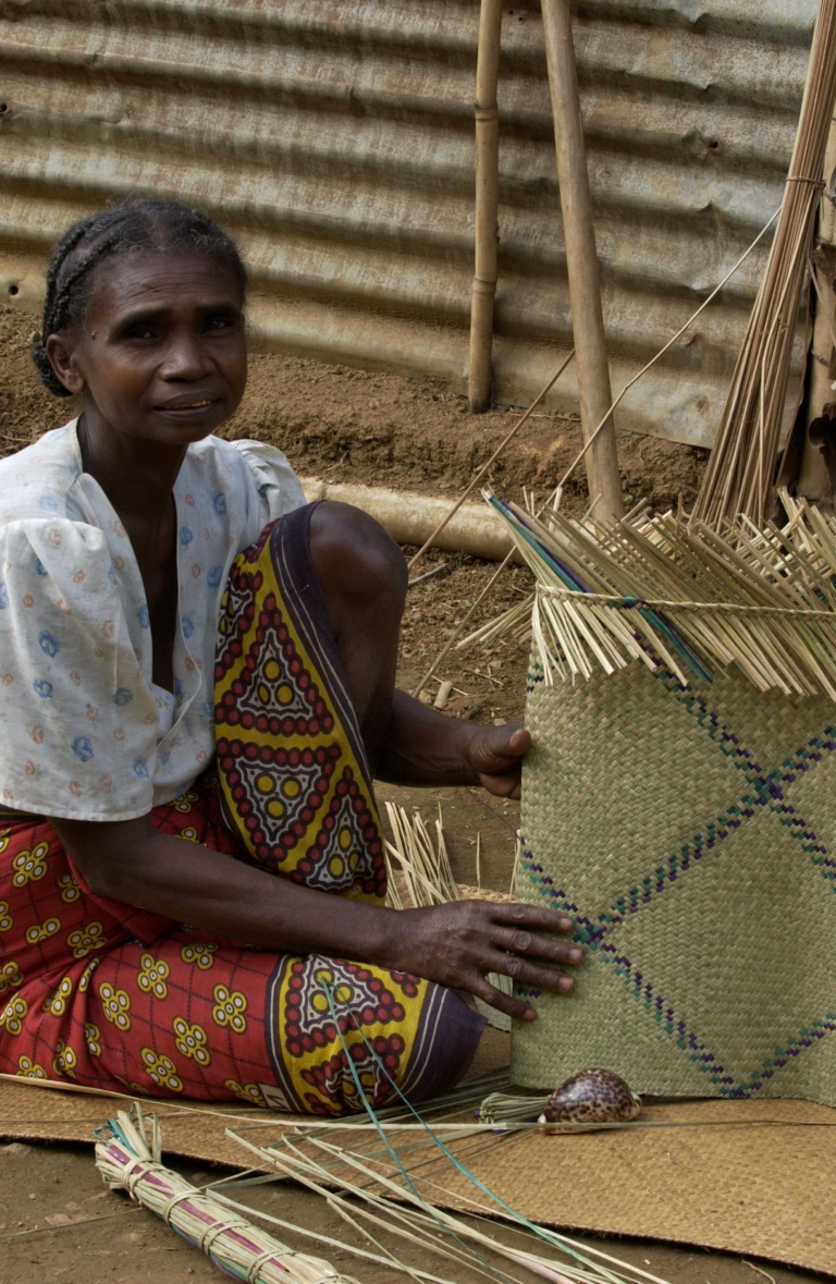 A MAD23 tsy YA - Kika