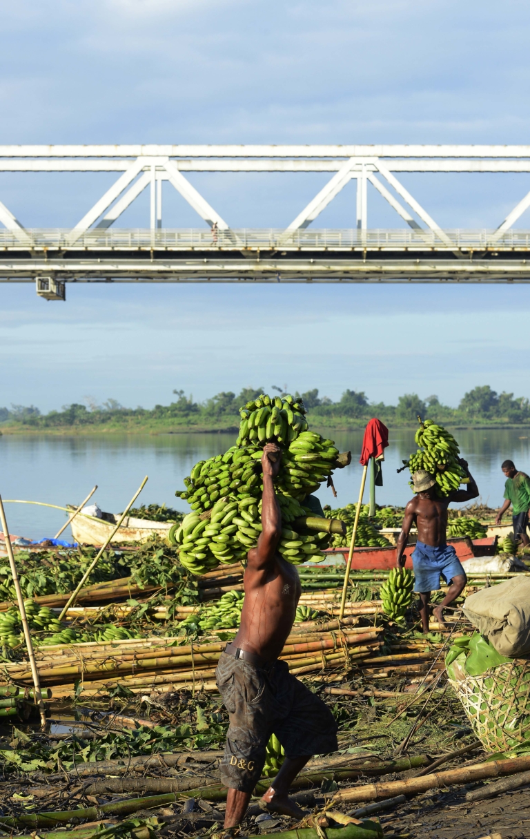 A MAD27 dockers de Brickaville YA - Kika